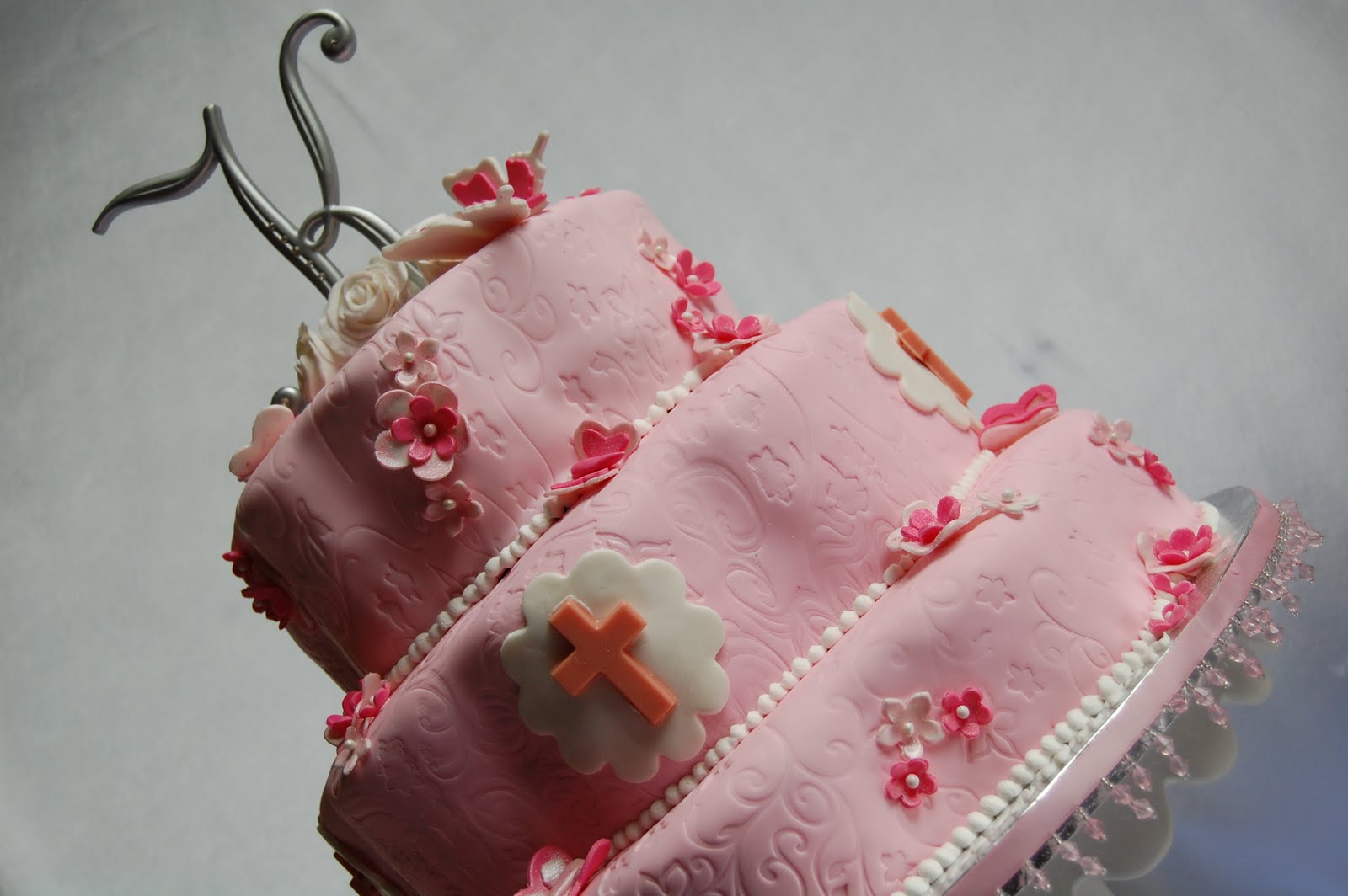 CUSTOMISED CAKES BY JEN: Pink Holy Communion Cake