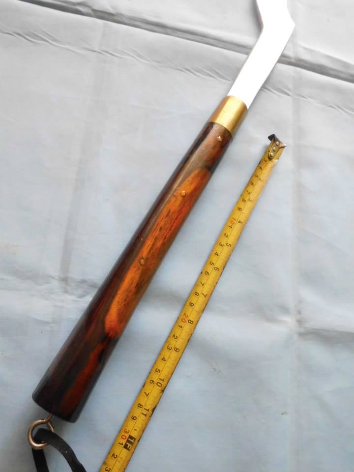 Clurit Calok Besar-Khas Pamekasan / Traditional weapons shop