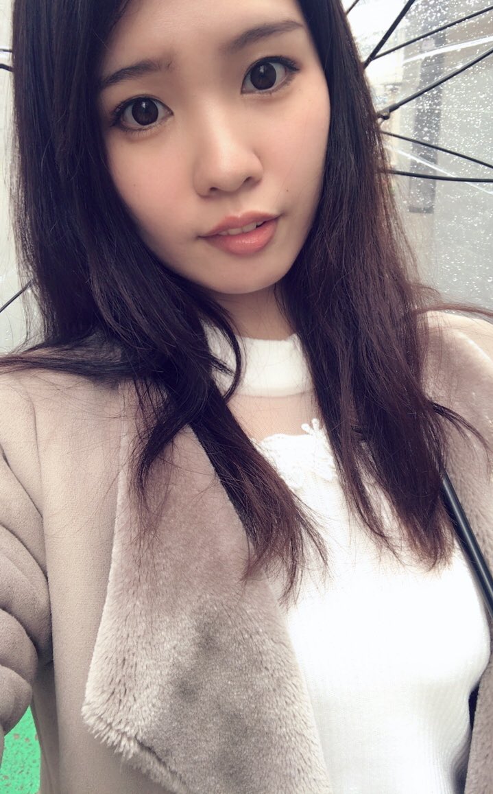 Finh 054 純白を守る為に手コキが神がかり的に上手くなった20歳の巨乳女子大生アスリート！憧れの男優さんに会いたくて処女喪失avデビュー