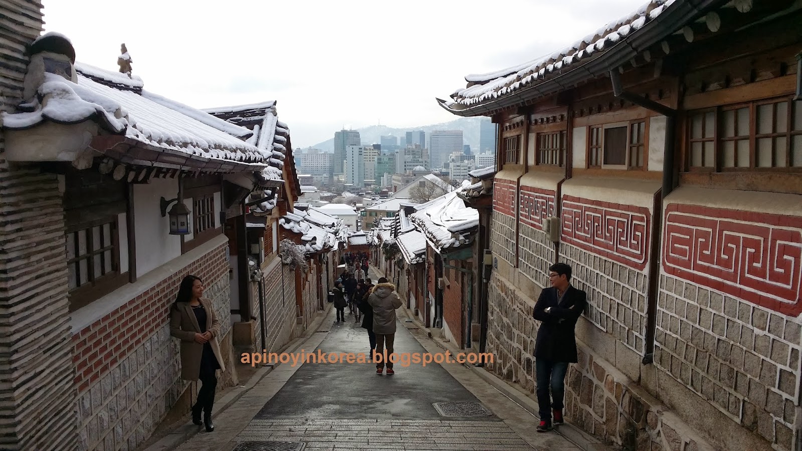 A Pinoy in Korea: A Jongno Weekend: Hanoks, Mandu and Snow!
