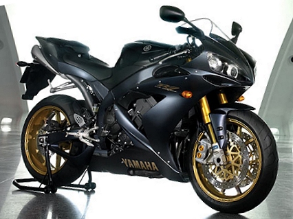 Beautiful Bikes: Yamaha R1 Black