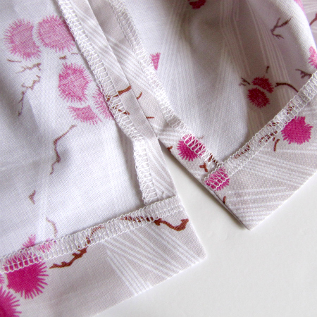 The Haby Goddess: Tutorial : Sewing perfect hemline slits