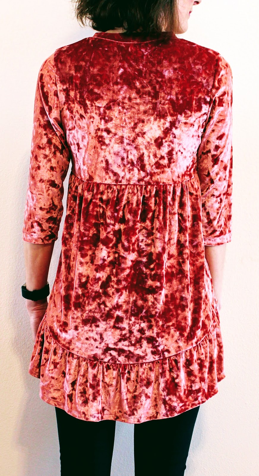 Two On Two Off: Velvet Top - Kwik Sew 4134