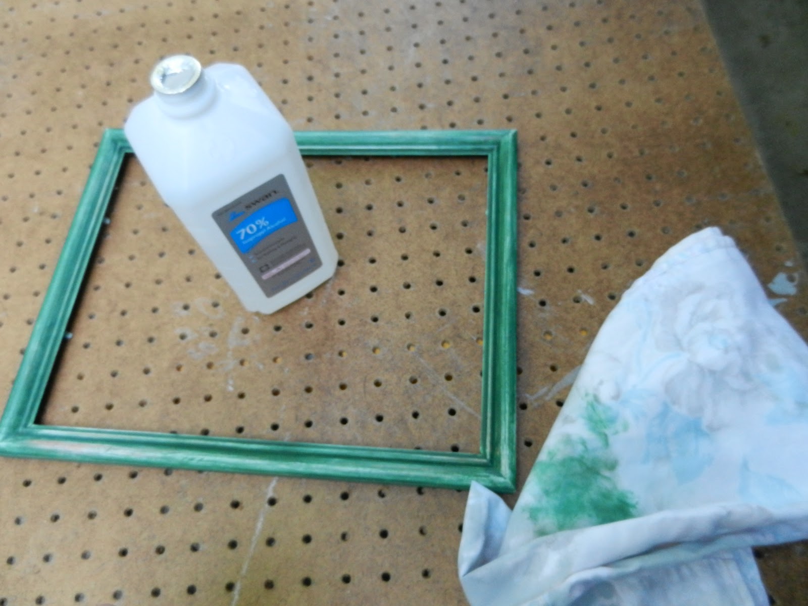 Vintage Life & Design.: Upcycling Picture Frames - How To Do Shabby ...