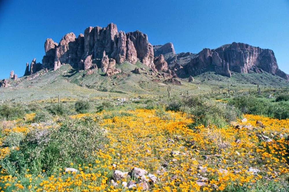 The Superstition Mountain: The mountain beauty with mystery - Travel ...