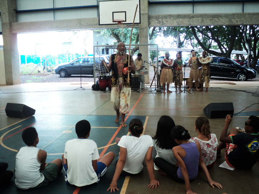 EEI DR JOÃO ALVES DOS SANTOS: Cultura Negra, Cultura Africana na escola