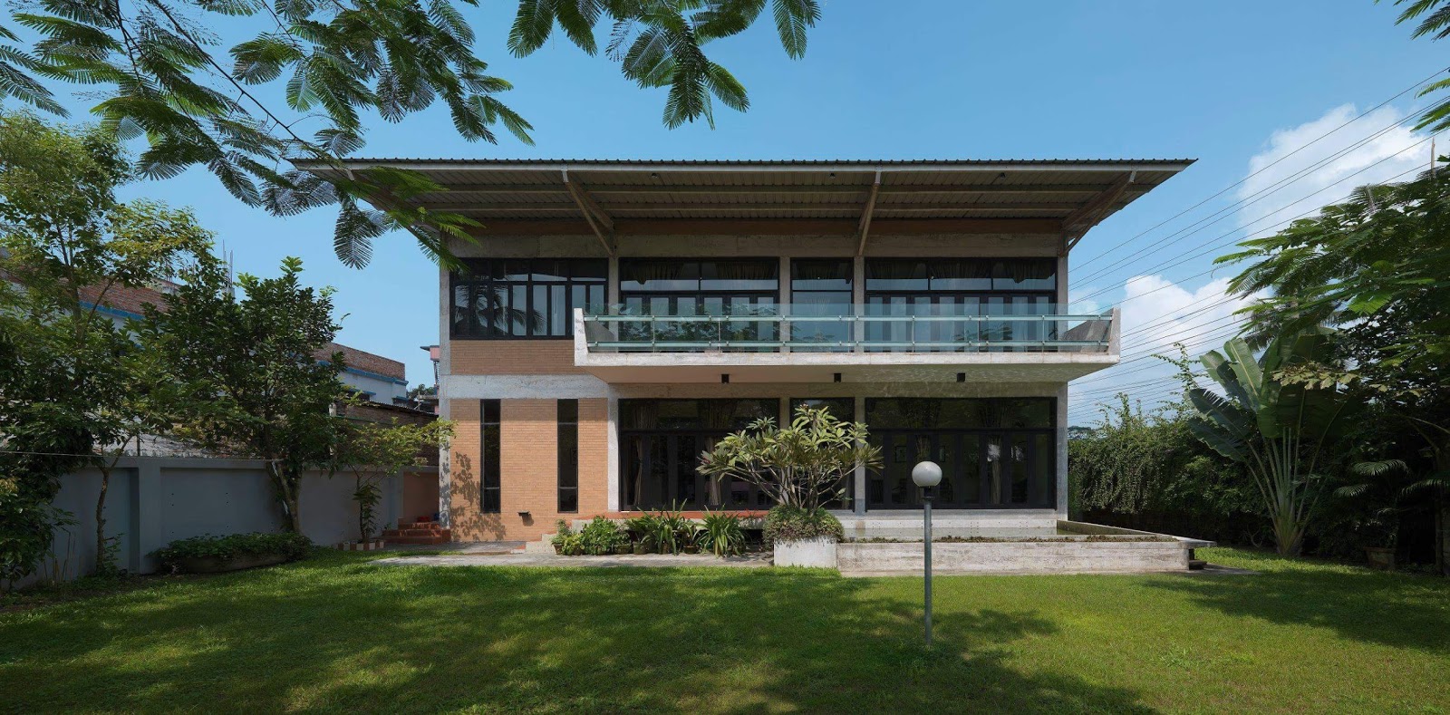 Chandpur Residence by Architect Rafiq Azam