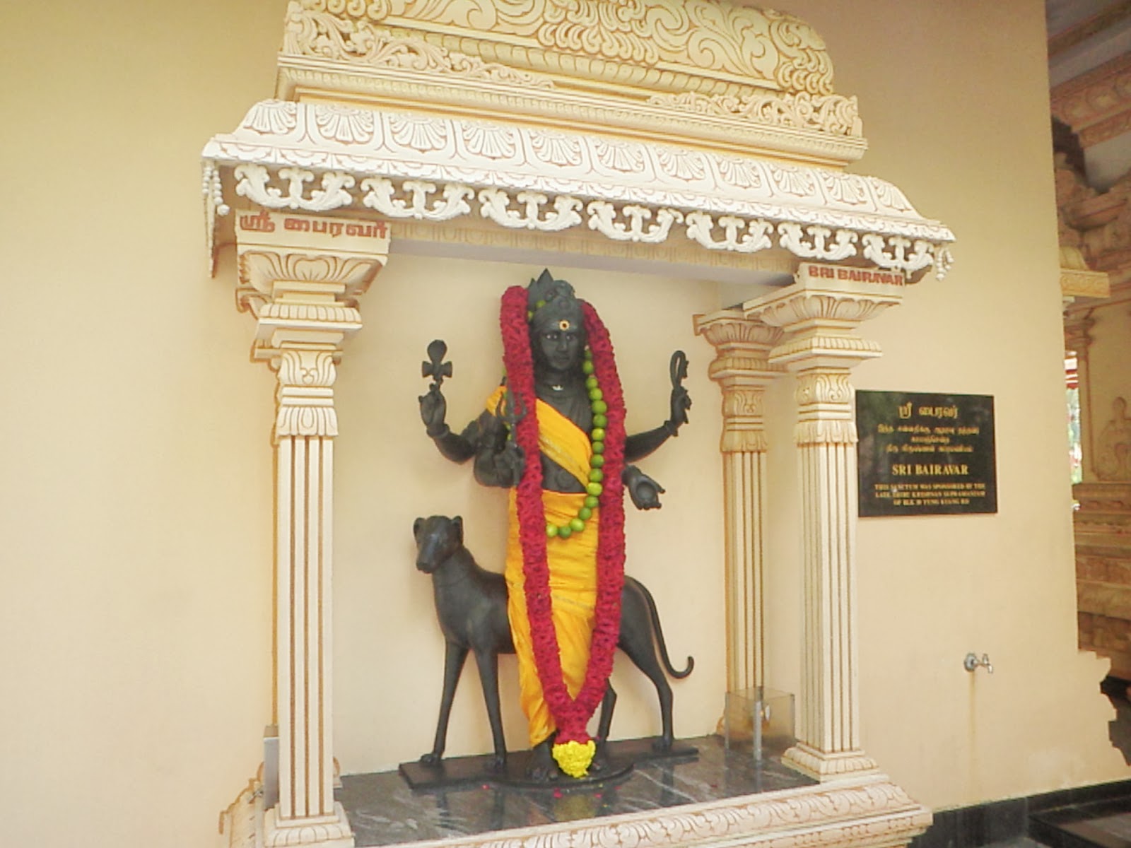 All about Hindu Temples: A view about Singapore Hindu Temples