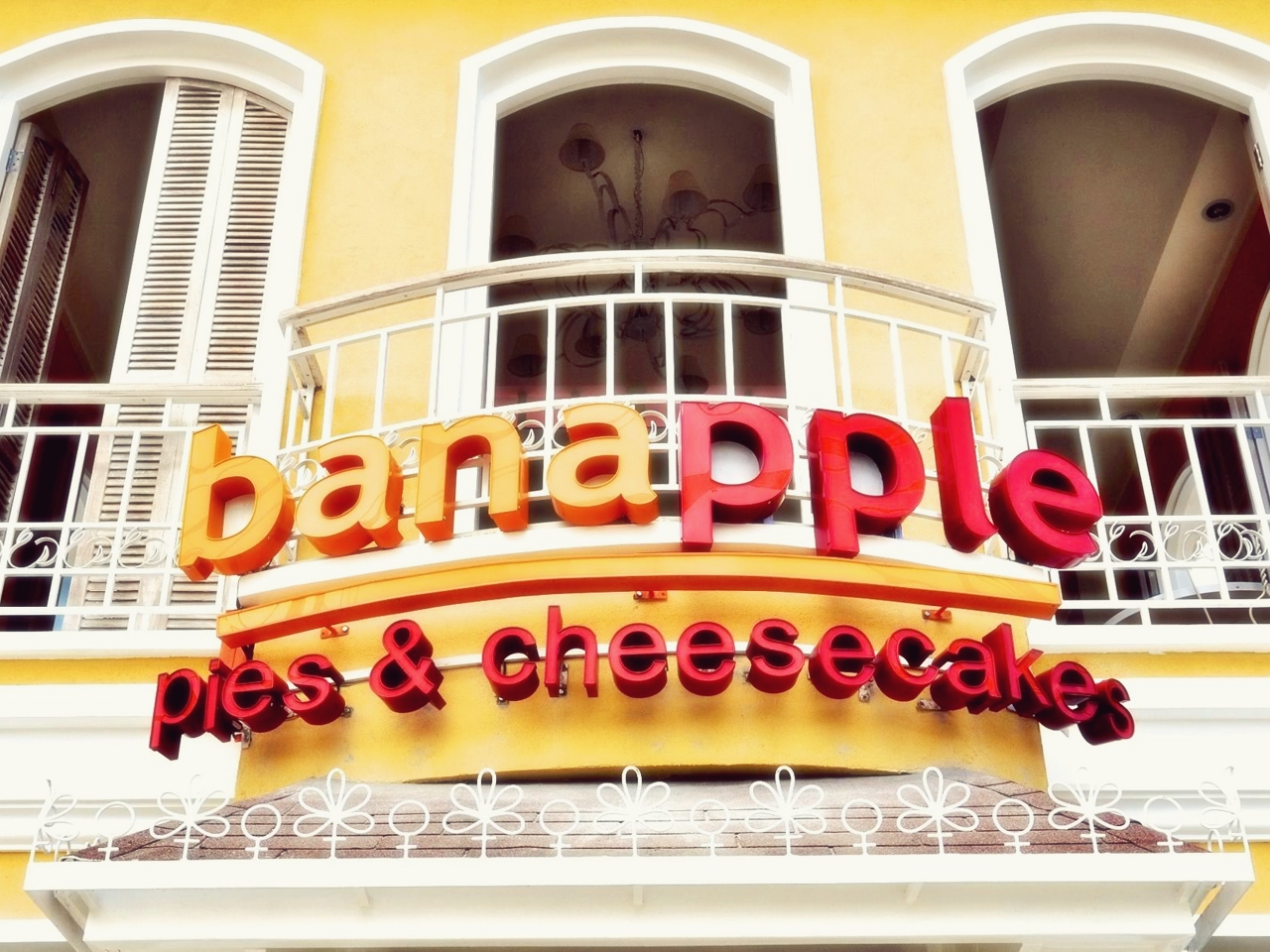 My Bebe Adventures: Foodscapade: Banapple Katipunan