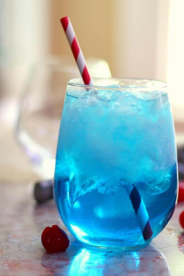 Recipes: BRIGHT BLUE COCKTAIL