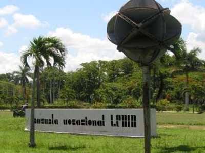 Partido Comunista Colombiano: Lenín Moreno Ecuador,