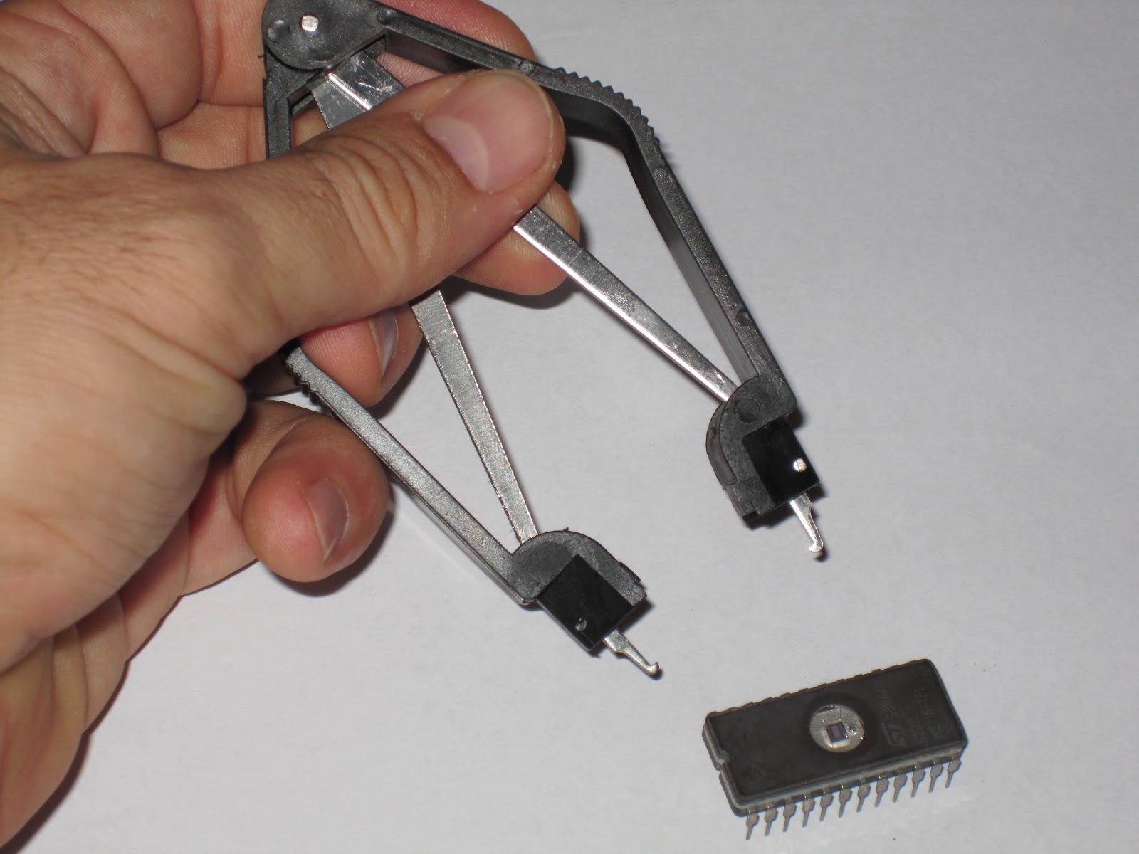 Roms Pinball: Extractor de Eproms