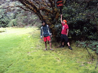 JELATANG NUSANTARA: Gunung Balease 2894 Mdpl