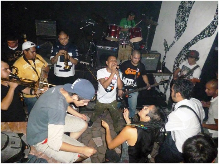 Brigada 77. Contracultura y antifascismo: Sector oi! Ska / oi! Mexico ...