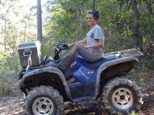 Dominating Women: pretty american hoggers girl