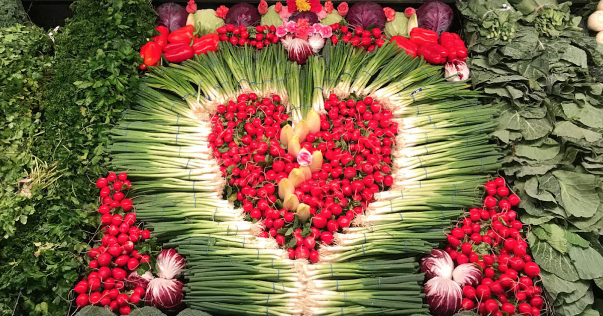 Exhibit Design Inspiration: Brad's Grocery Store Vegetable Displays ...