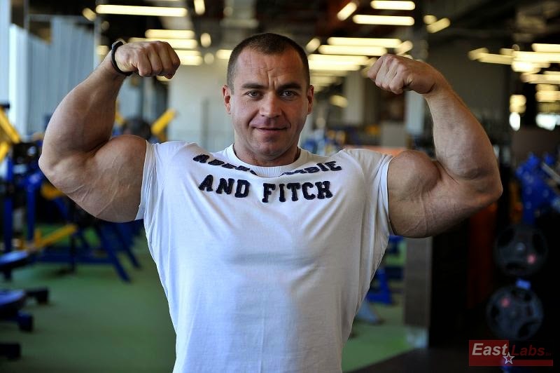 Muscle Lover: Russian bodybuilder Alexander Kodzoev (2)