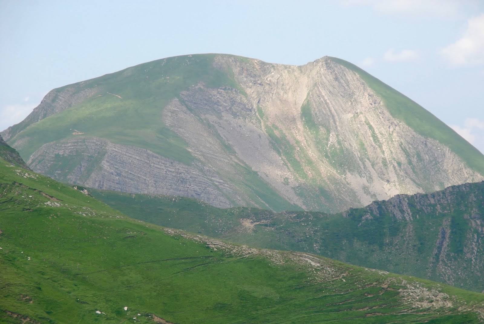 MENDIKOLORE: KARTXELA, KELETA, BINBALETA. Belagua.