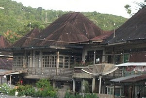 Prinsip-Principle: Rumah Larik Sebagai Arsitektur Rumah Tradisional Kerinci