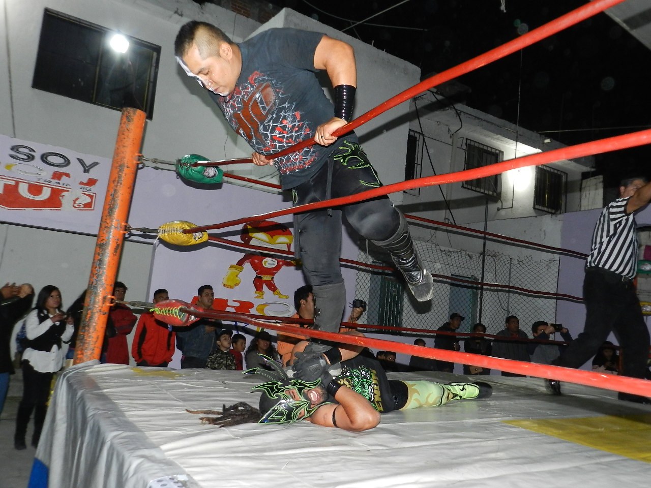Ricky Marvin *Luchador Internacional* Presente en el 19 Aniversario de ...