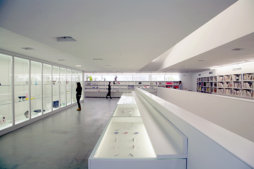 ProtiMysl: DOX Centre for Contemporary Art, Prague