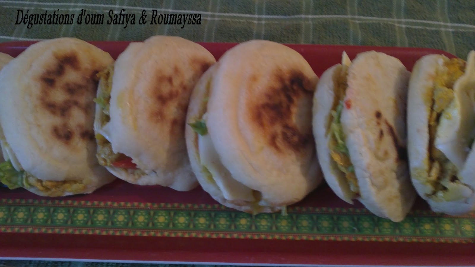 Dégustations d'Oum Safiya: mini batbout farci