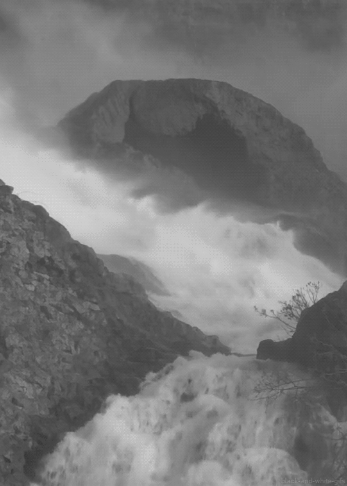 Beautiful colorful pictures and Gifs: Reflecting Water animated gifs.