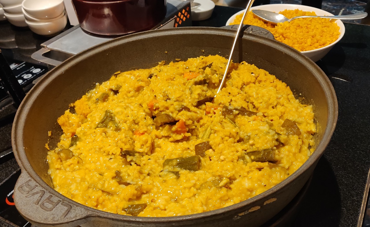 The Divine Cuisine of the Tirupati Temple | Foodaholix