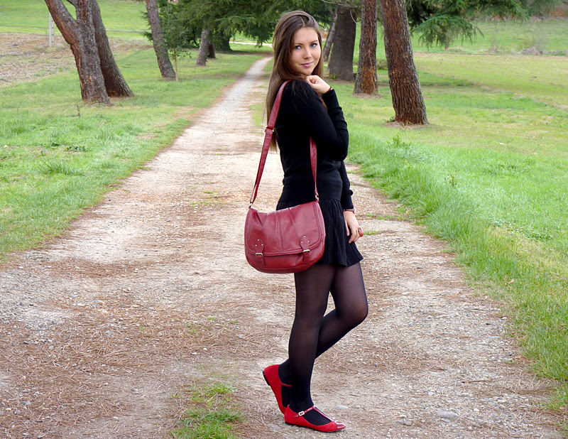 En rouge et noir - Chic and Clothes - Blog Mode & Voyages - Paris