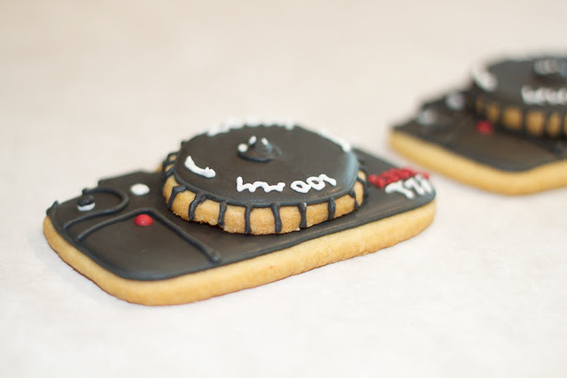 SHORTBREAD: Edible Camera?