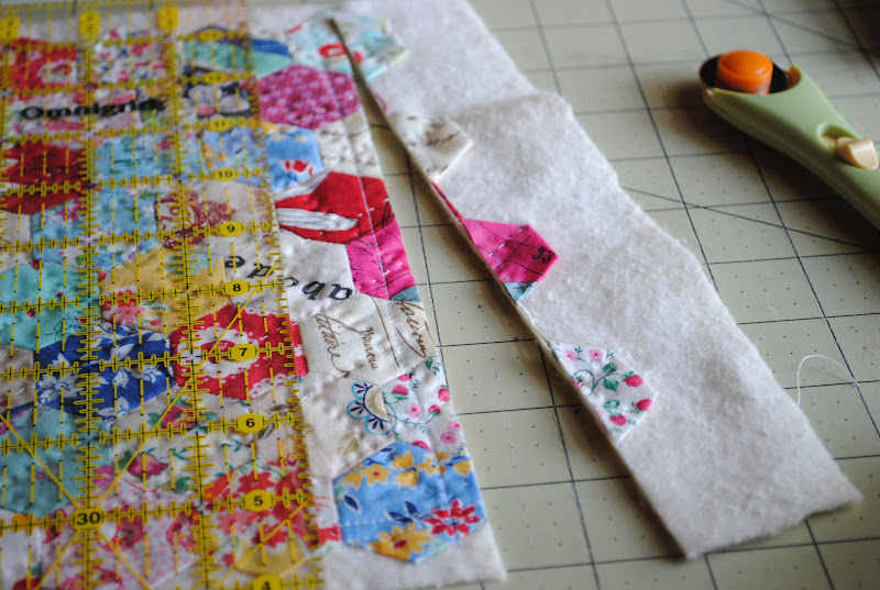 1/4" mark: Hexagon Patchwork Wallet