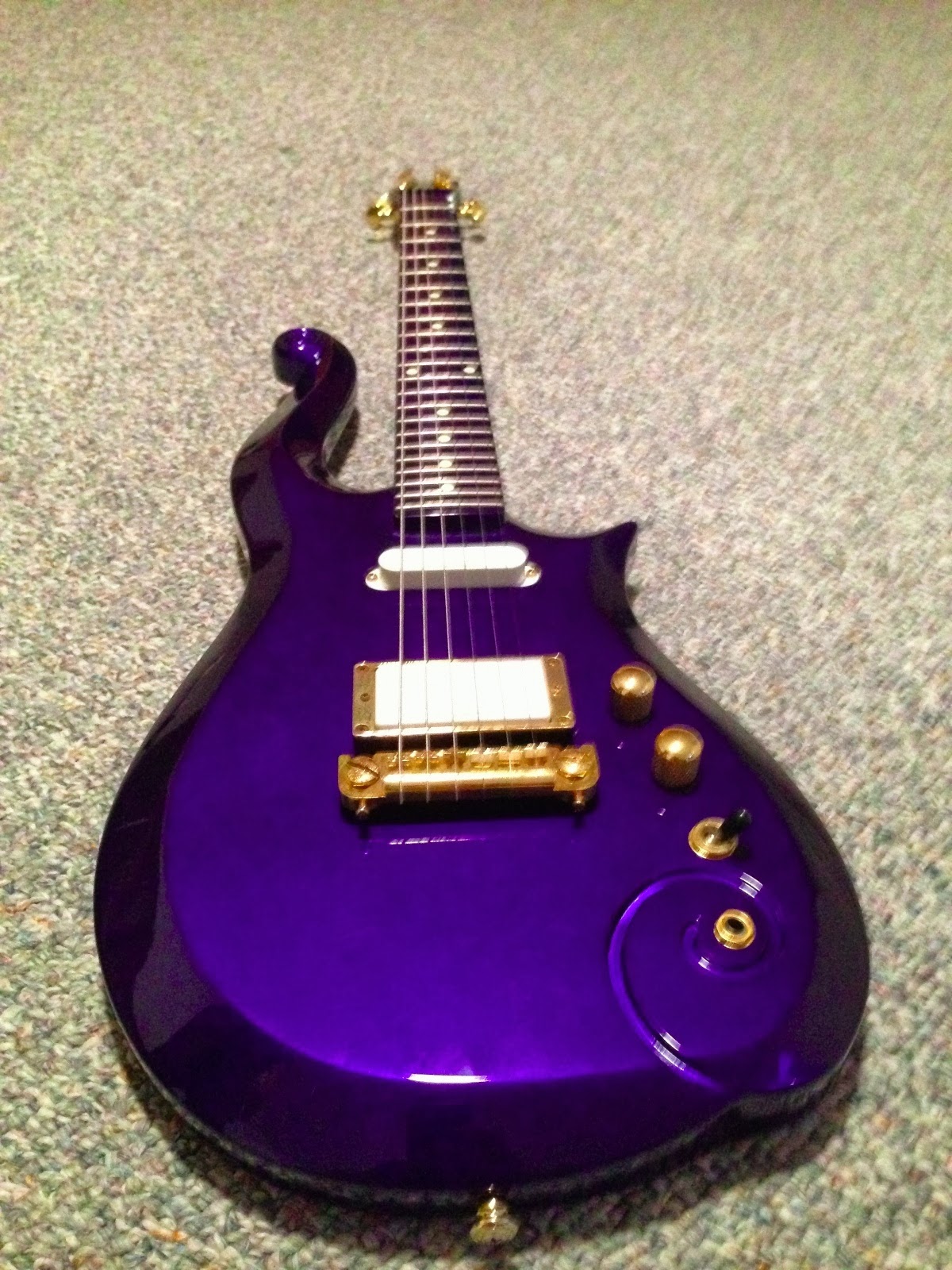 Cloud Guitar Central: September 2013