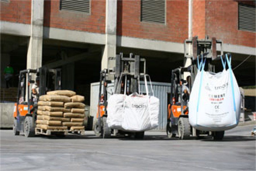 Cement and Clinker: cement,cemento,ciment,cemento