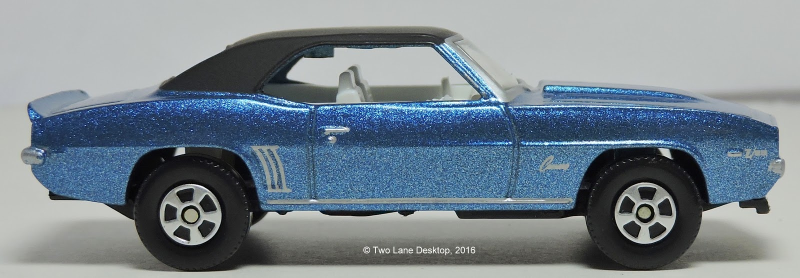 Matchbox 1969 Chevrolet Camaro coupe