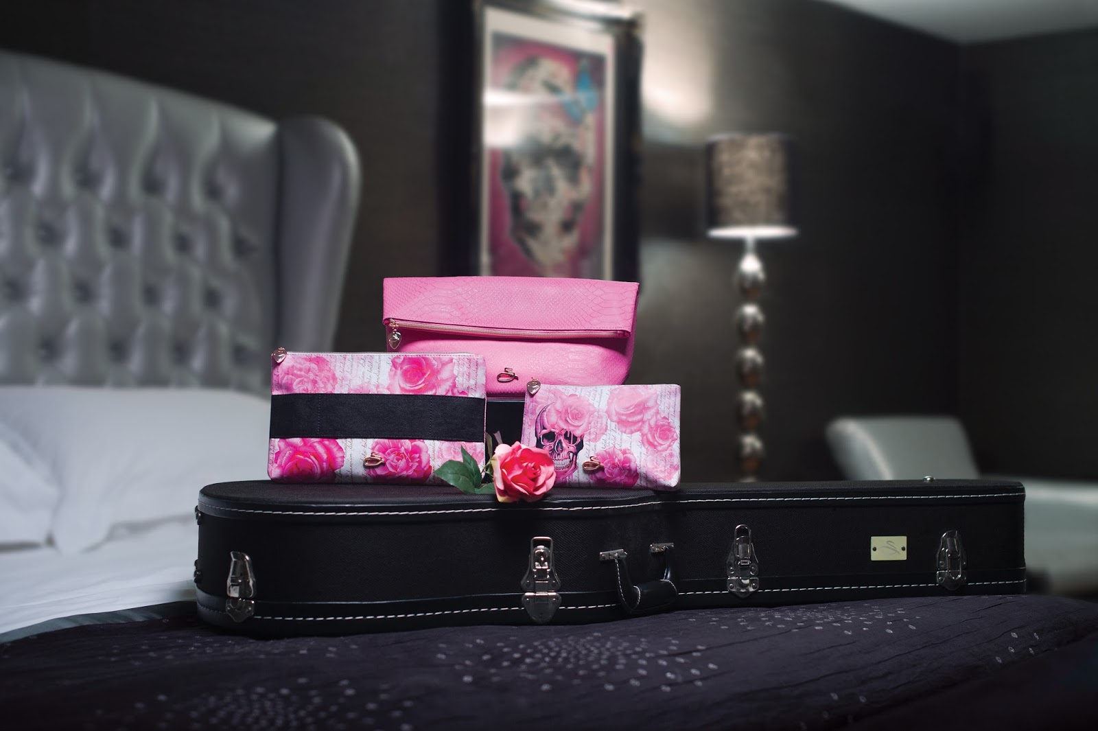 Beautyqueenuk | A UK Beauty and Lifestyle Blog: Rose Script Cosmetic Clutch