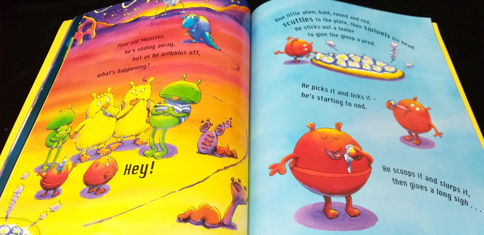 Kid Books Blog: 699.Jolly Olly Octopus / The Jungle Run / Alien tea ...
