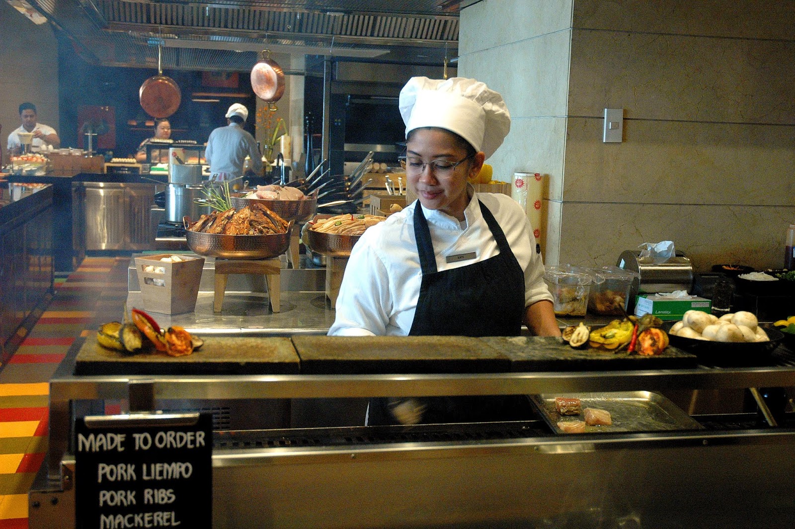 DUDE FOR FOOD: #LivingGrand: A Christmas Cake Mixing Preview and a ...