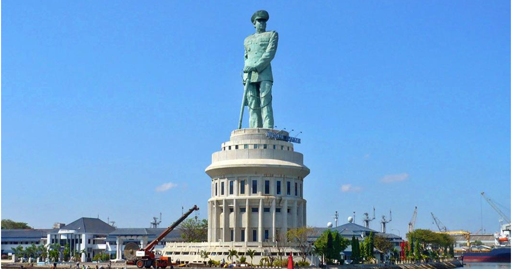 Tempat Wisata Di Surabaya Ini Akan Membawamu Seperti Berjalan-Jalan di ...