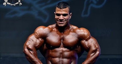 world bodybuilders pictures: masri bodybuilder Hassan Mustafa