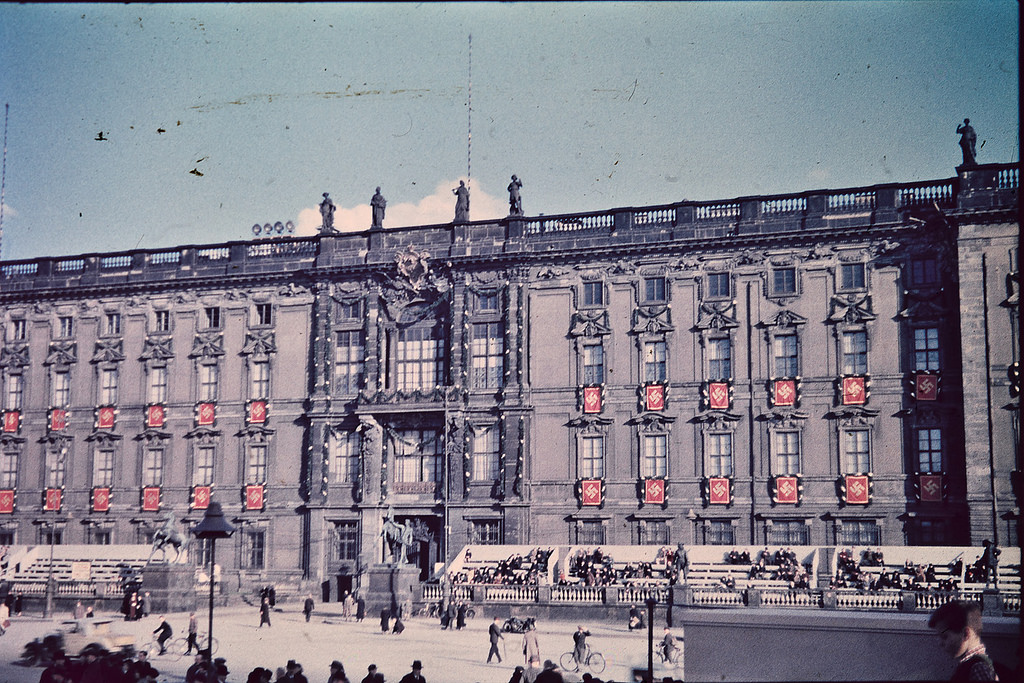 22 Rare Color Photos of Berlin in 1937 ~ Vintage Everyday