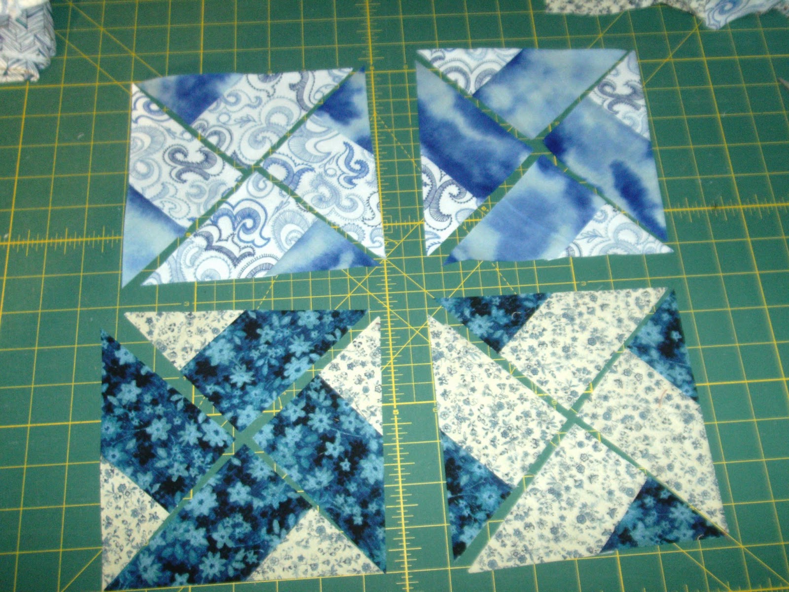 Confessions of a Fabric Addict: Scrumptious Scraps Quilt-Along - Twin ...