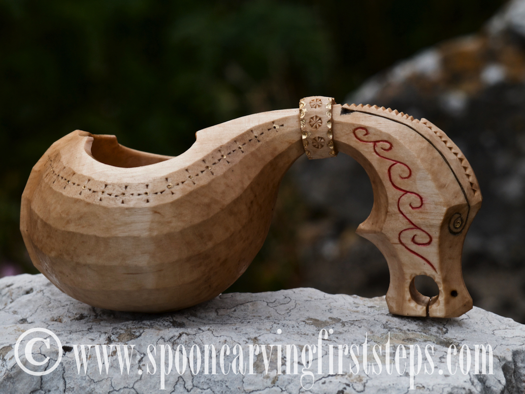 Jon Mac.Spoon Carving First Steps: kuksa and Ale hens.