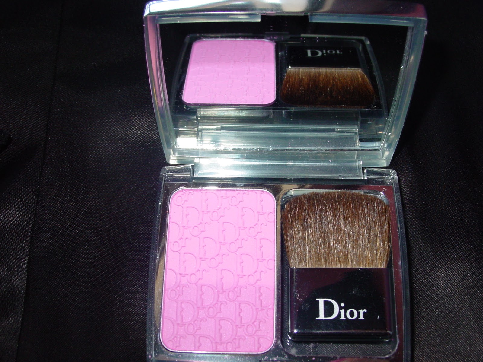 Lipstick's blade: Dior Rosy Glow rumenilo