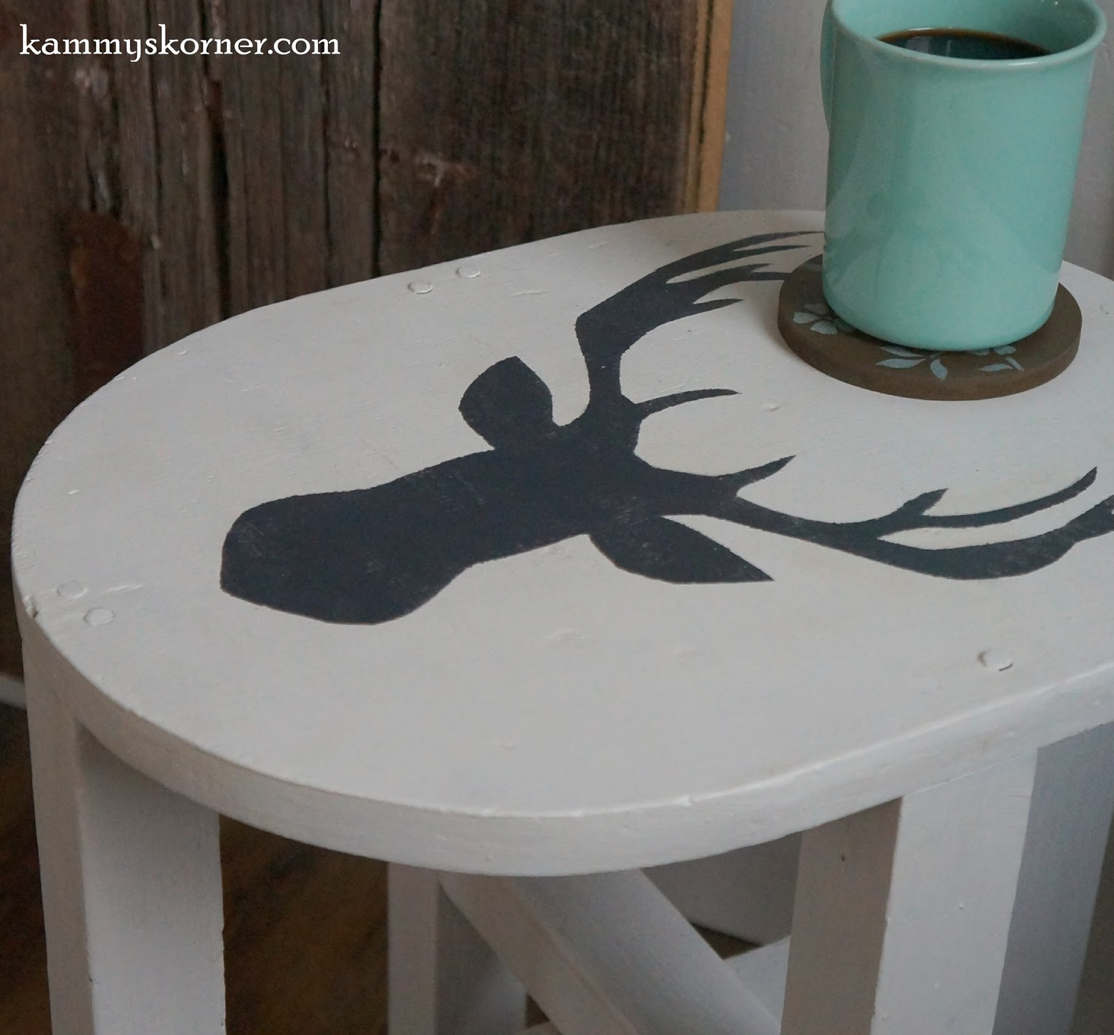 Kammy's Korner: Little Table Topped With A Deer Head {DIY stencil}