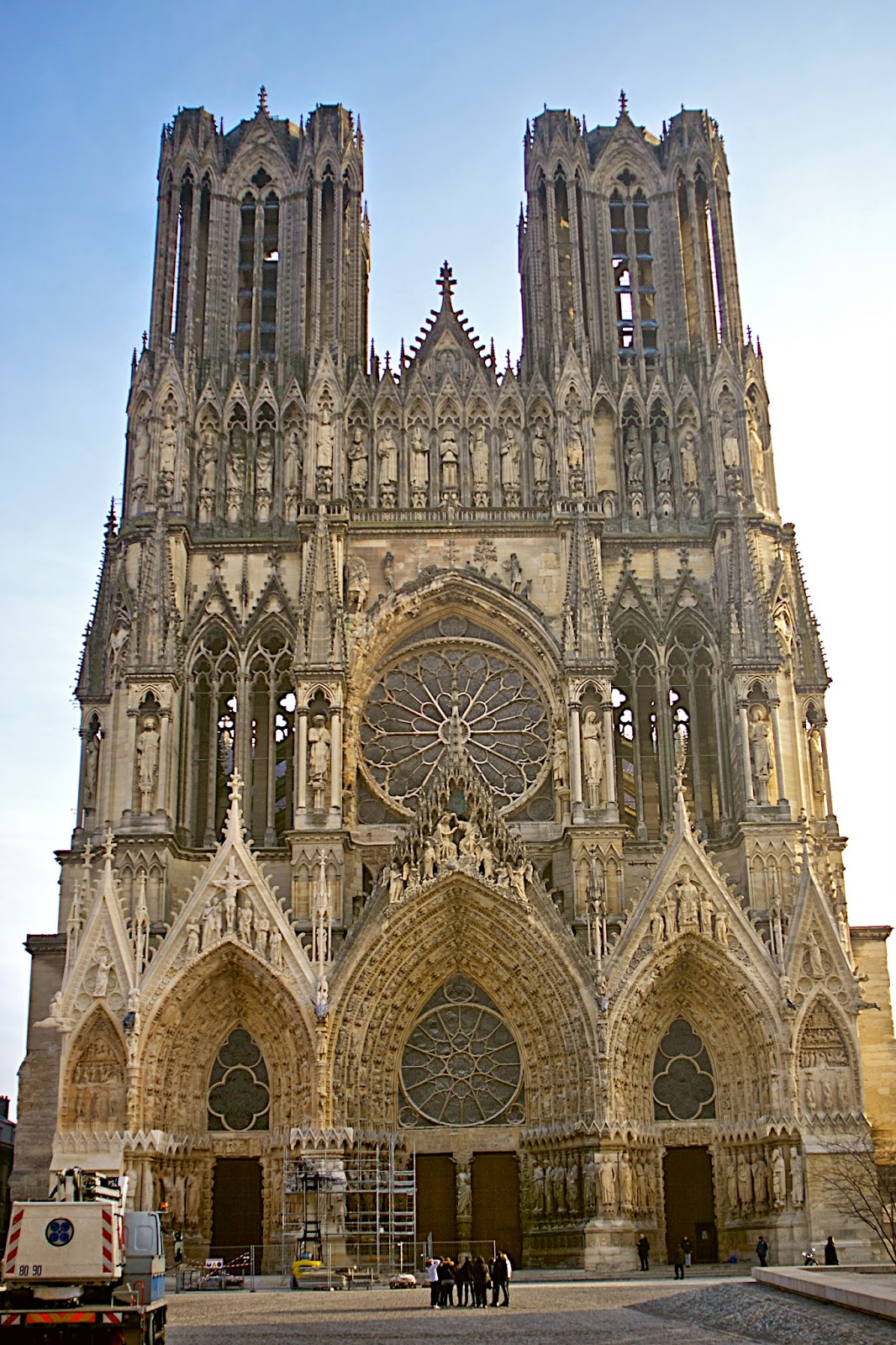 Blok888: Top 10 Most Amazing & Beautiful Churches in the world 1