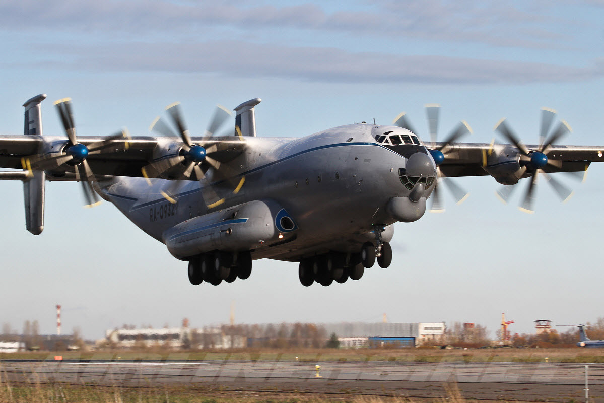 planepictures: Antonov An-22