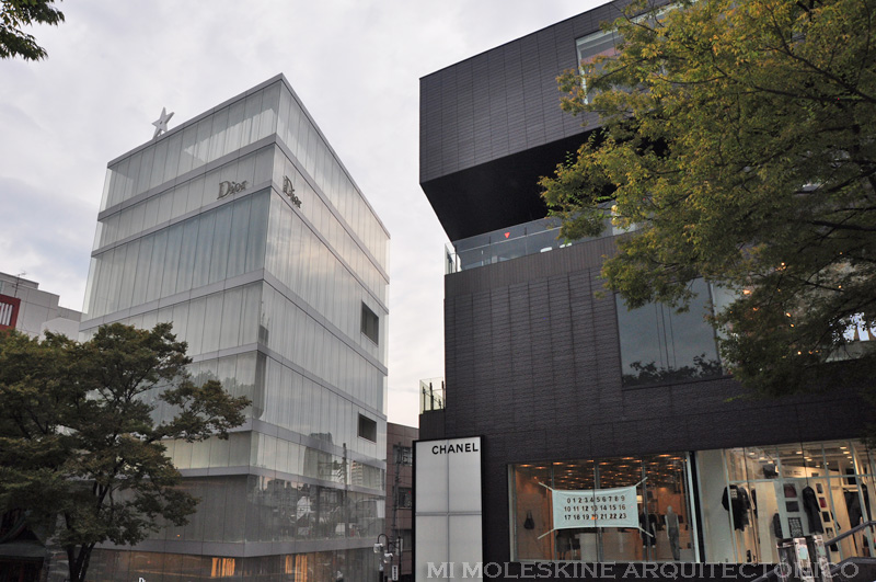 Mi Moleskine Arquitectónico: MVRDV: GYRE OMOTESANDO, TOKIO