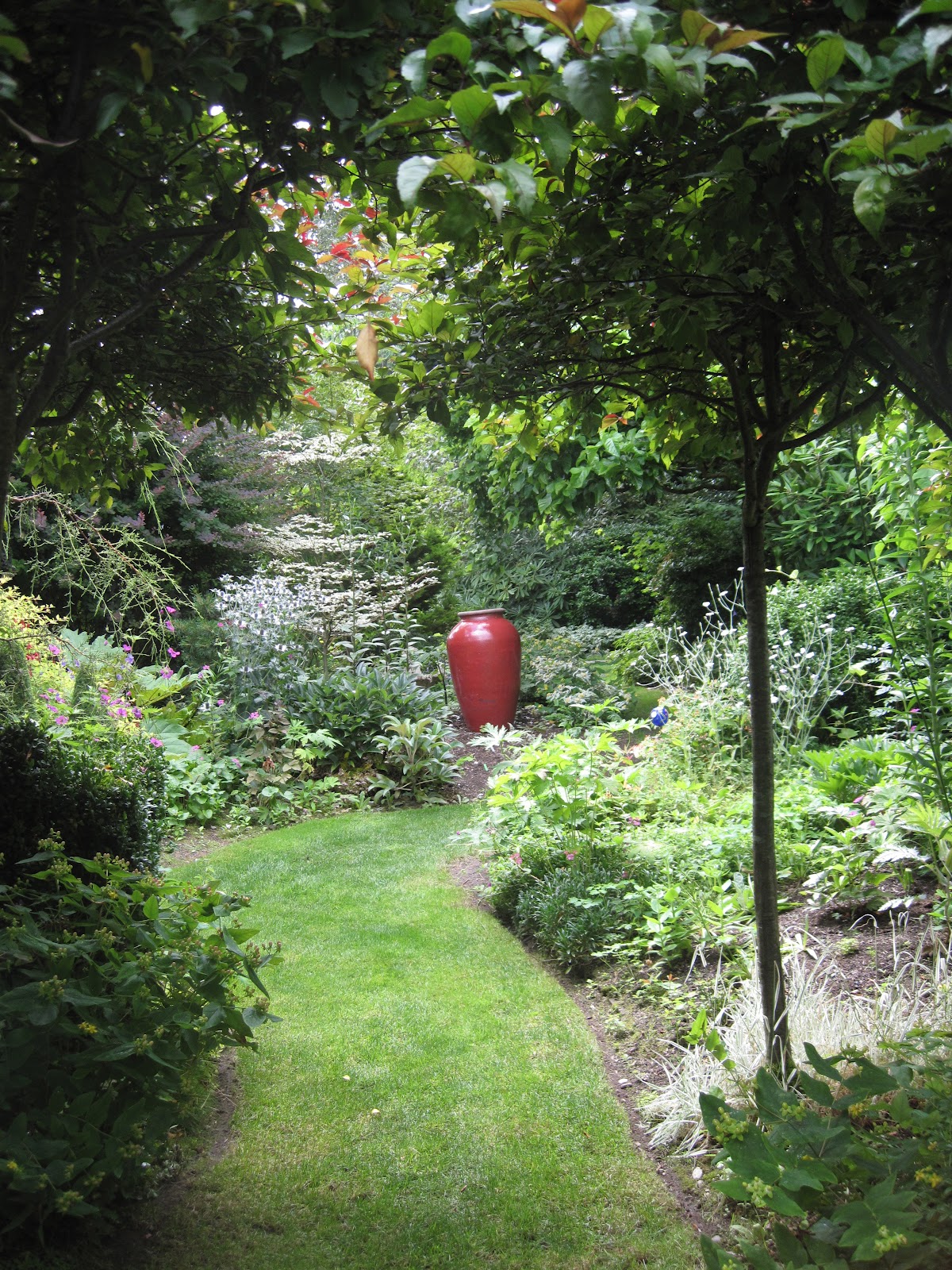 Bonney Lassie: A Visit to Dragonfly Farms Nursery