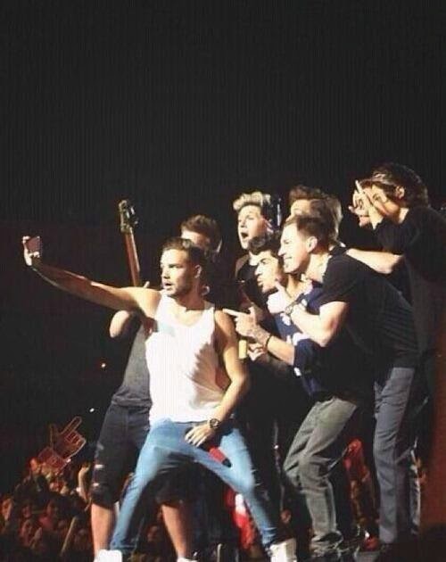 One Direction Girls ♥: Concierto en Santiago de Chile.-Where We Are ...