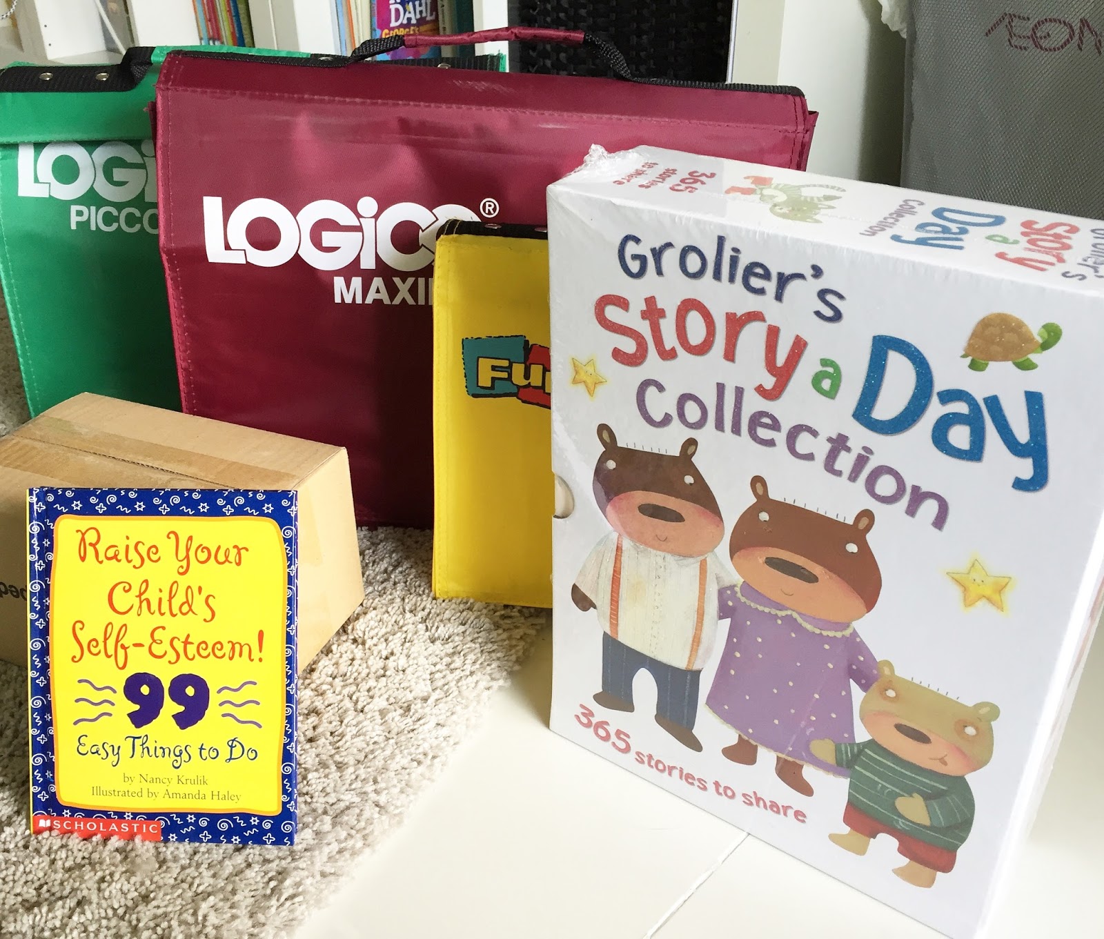 momfinity: Kids and Grolier